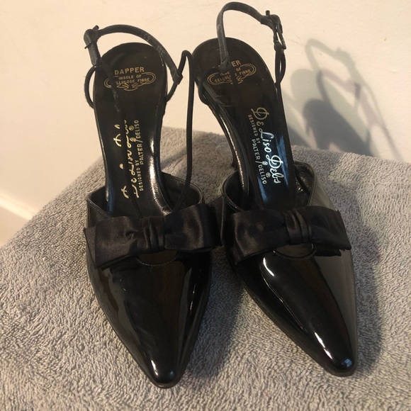 DeLiso | Shoes | Vintage Deliso Debs Blk Patent Leather Heels Sz 7 ...